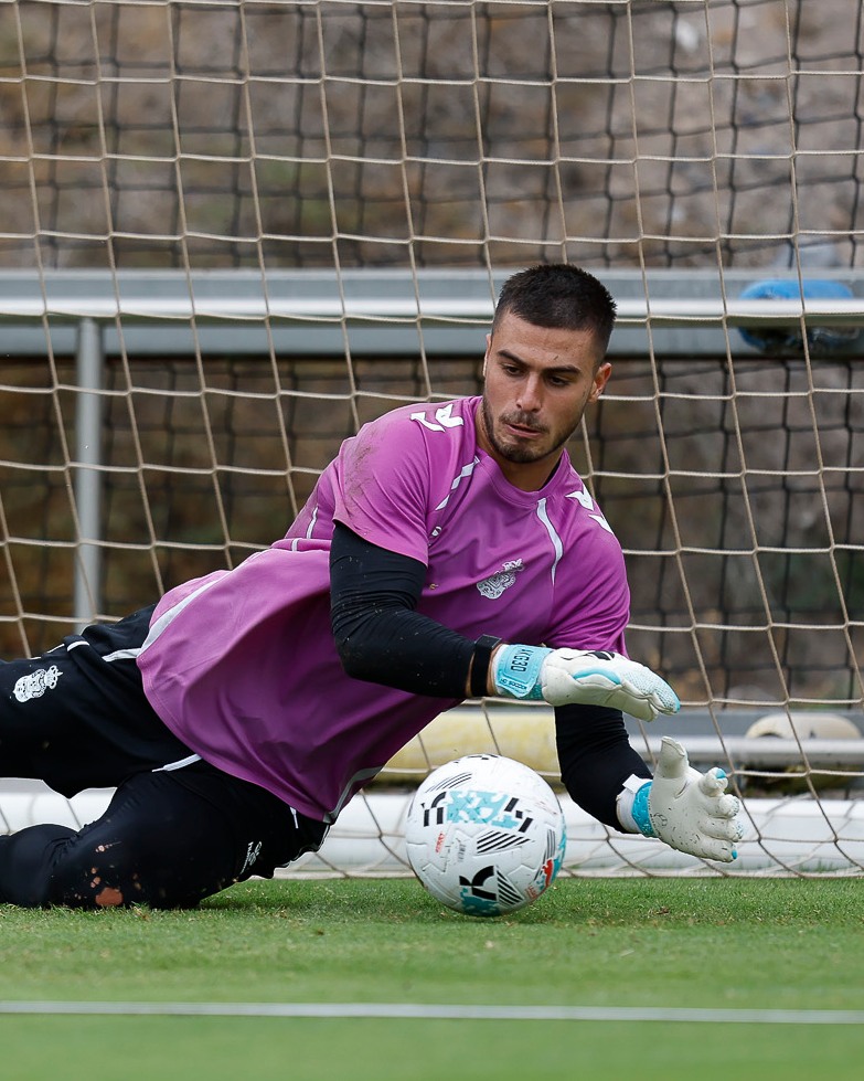 El portero Killane, baja en el inicio de la Liga - Tinta Amarilla