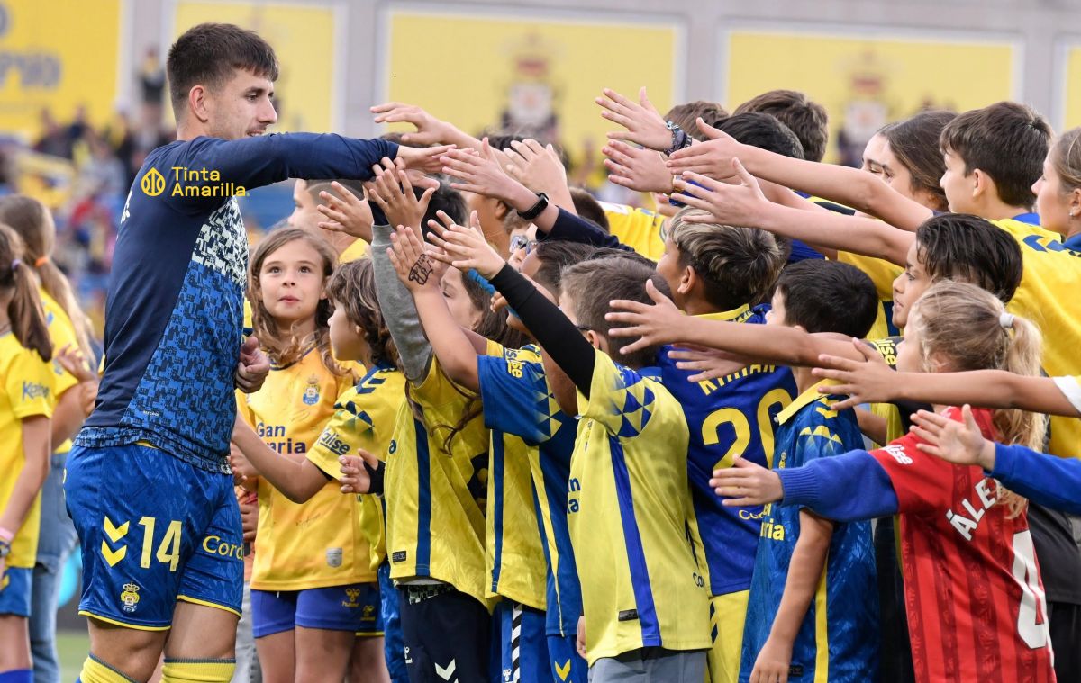 A la búsqueda del Fuster de los 8 goles y 11 asistencias - Tinta Amarilla