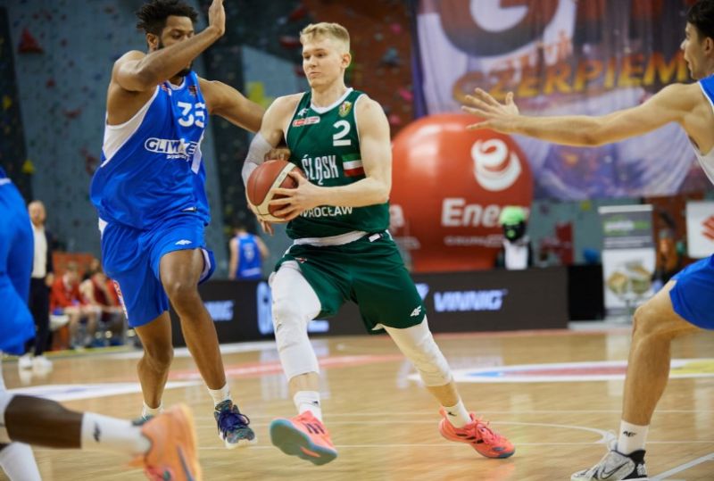 Slask Wroclaw, catorce años después rival del Granca - Tinta Amarilla