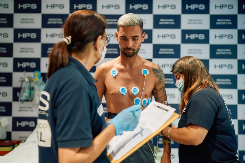 "El fútbol no espera por nadie" - Tinta Amarilla