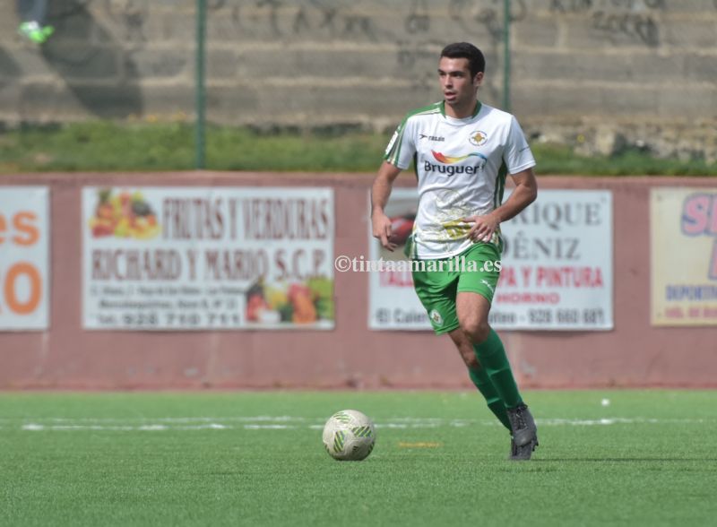 El Ourense espera la llegada de Héctor Marrero - Tinta Amarilla